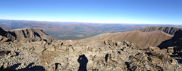 Outdoor & Country Scale Ben Nevis in Aid of Cancer Research UK ...